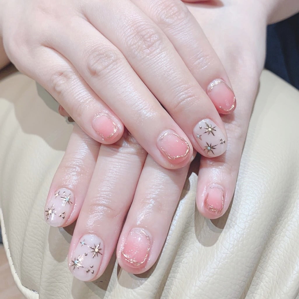 wnailloungehairspa.com